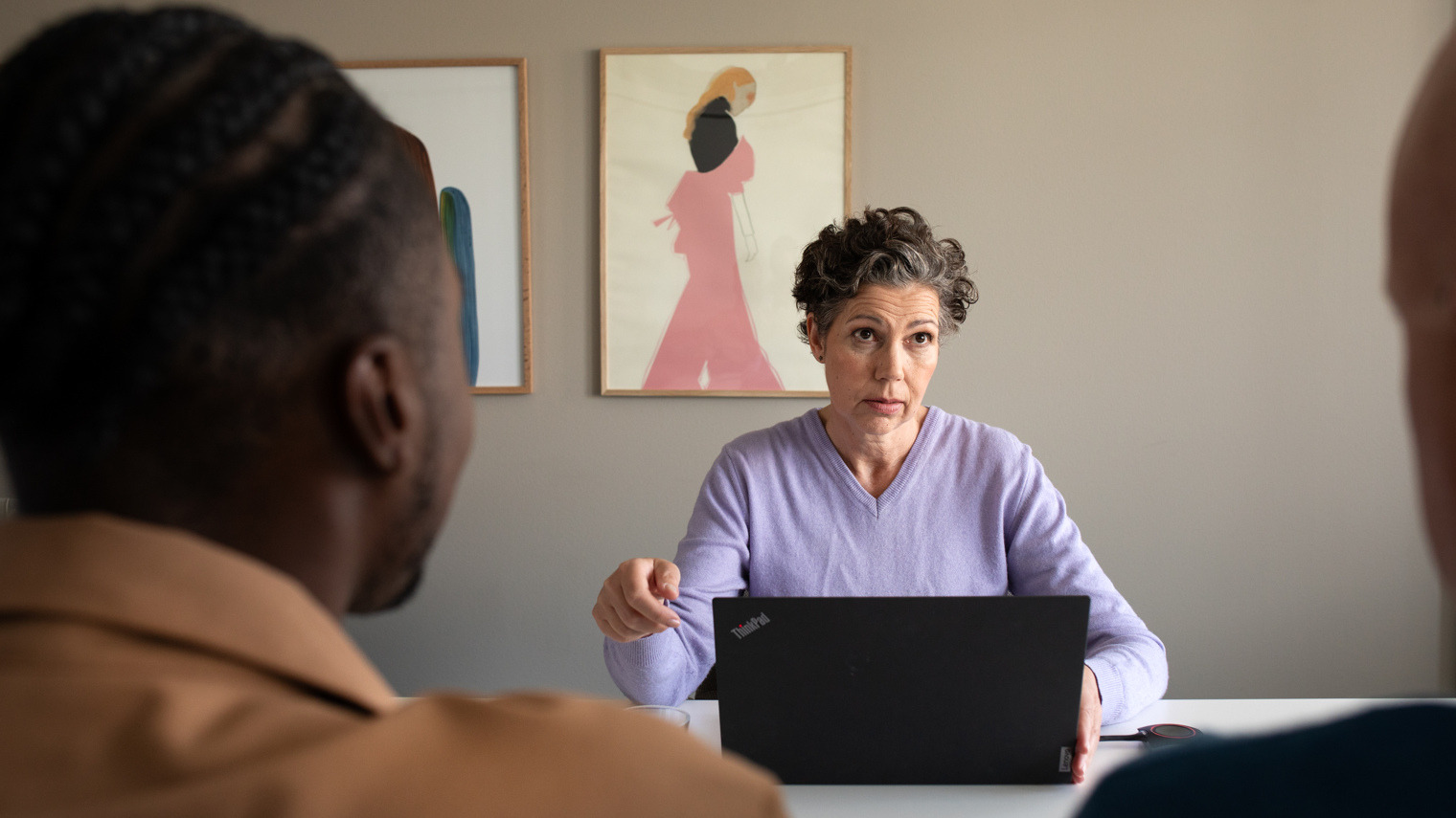 Lomautukset mietityttävät – Erton juristi vastaa